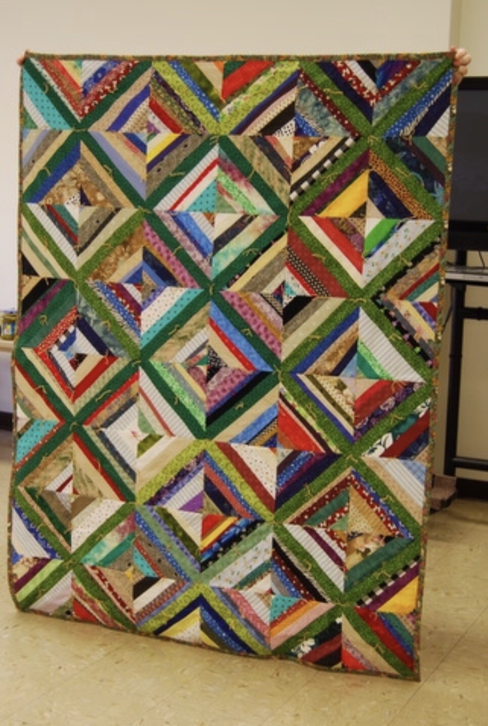 How to tie a HeartStrings Quilt – MaryQuilts.com